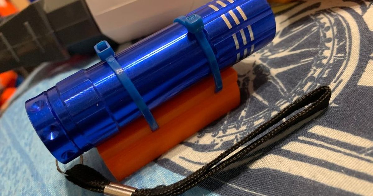 Nerf Rail Flashlight Mount by Ivy | Download free STL model ...