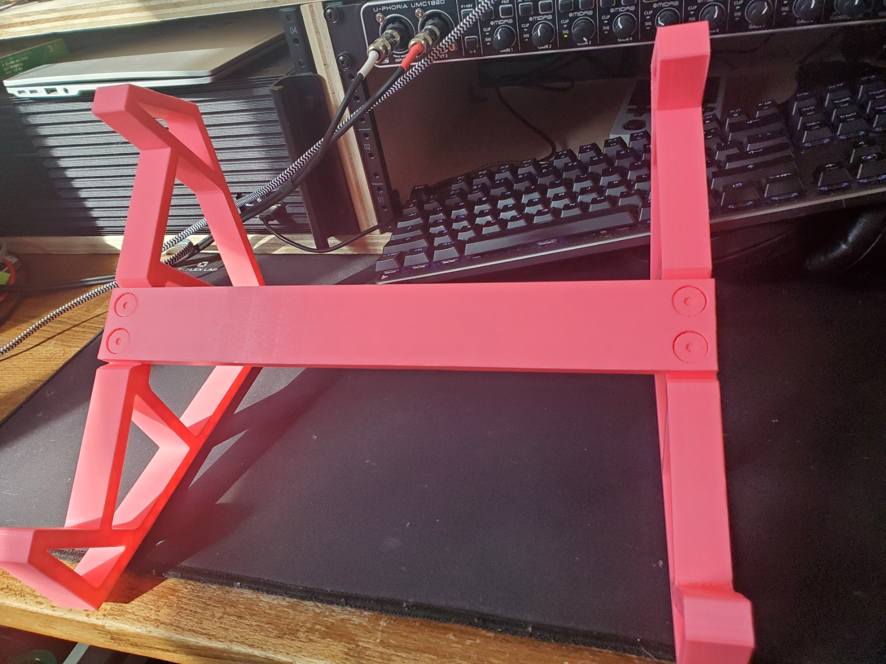 The Easel - Intellijel Palette Stand by stuckpixel | Download free STL ...