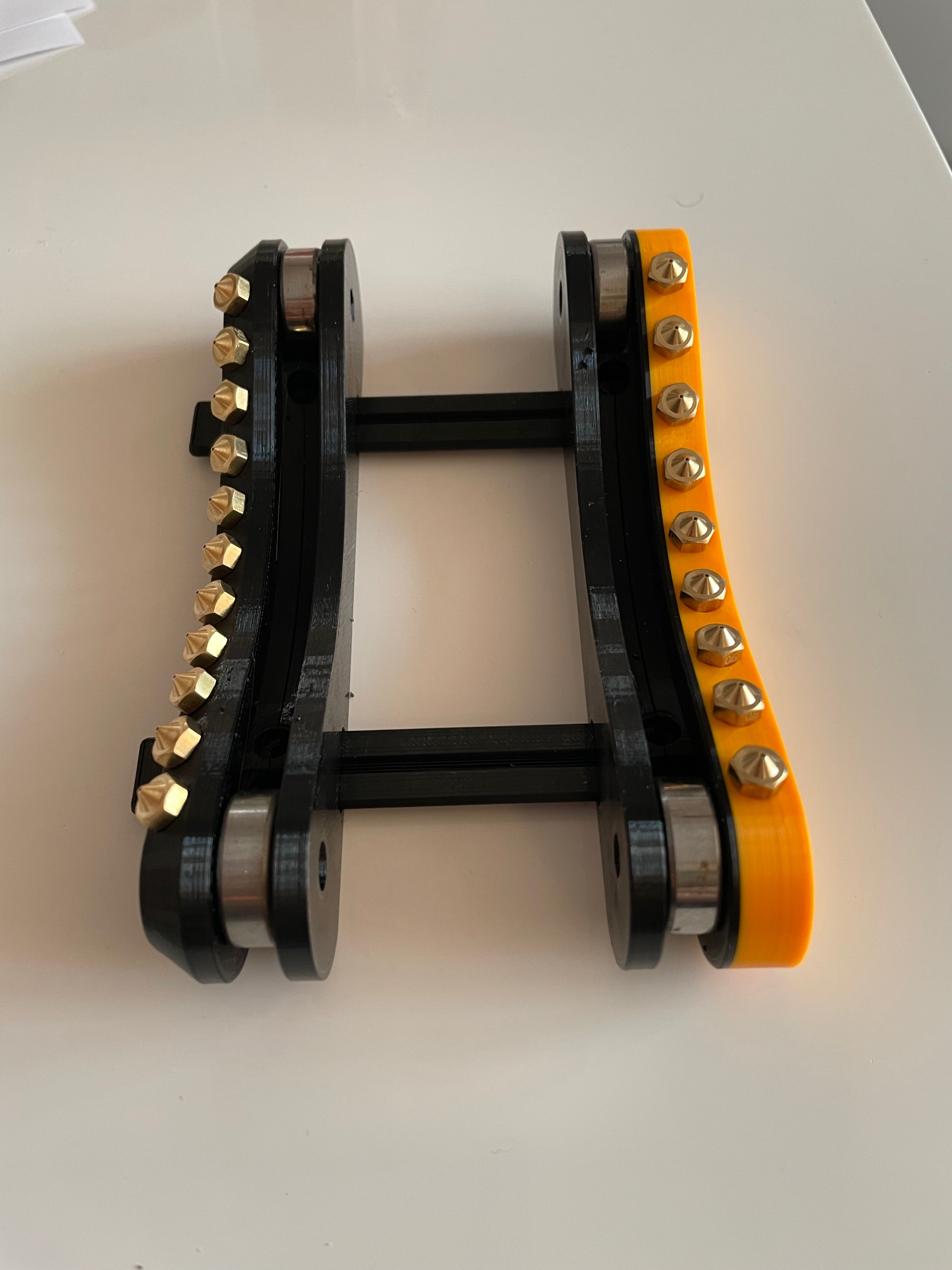 Mini spool holder with nozzles by RostaP | Download free STL model ...