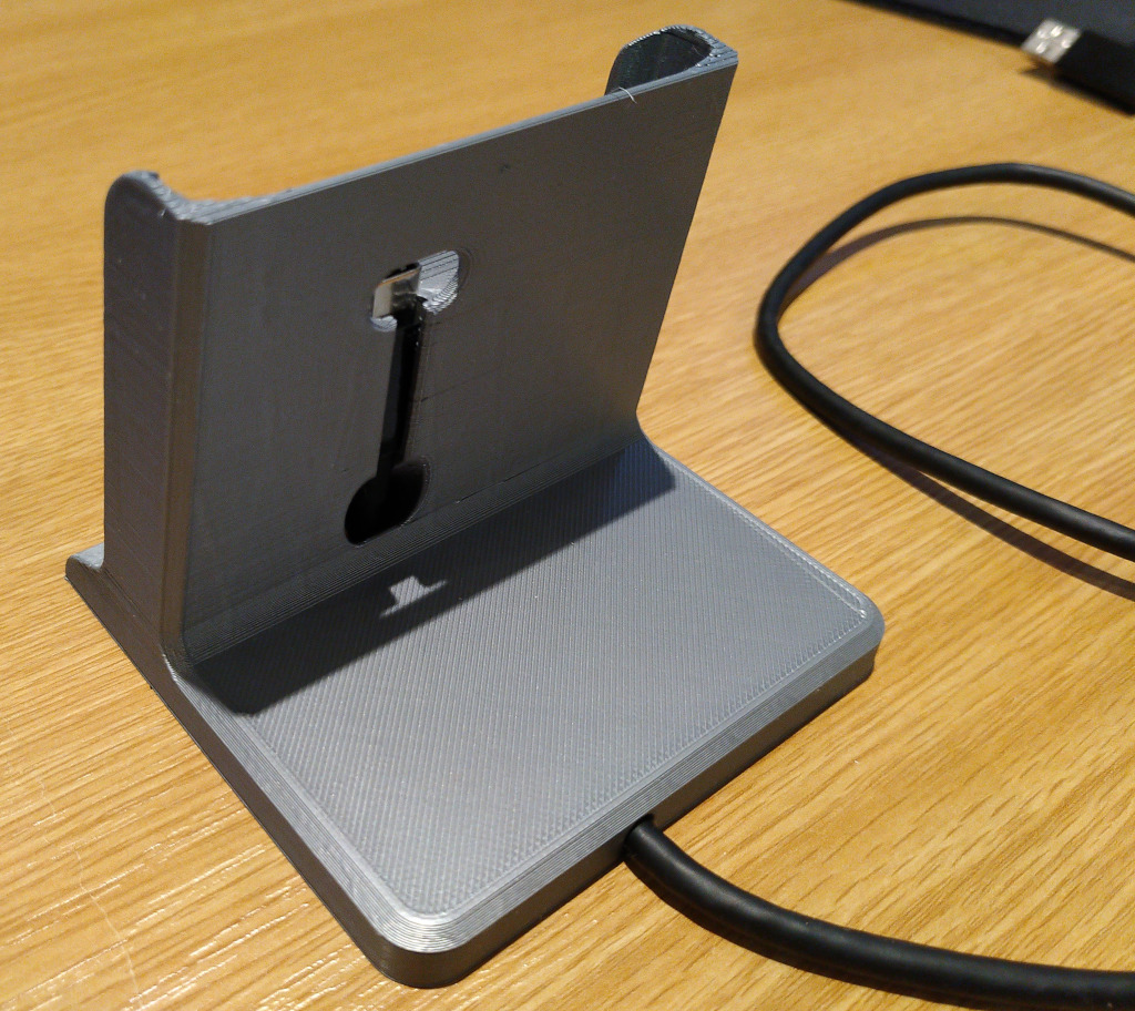 Charging cradle/holder for FxTec Pro1 phone by Tim Angus | Download ...