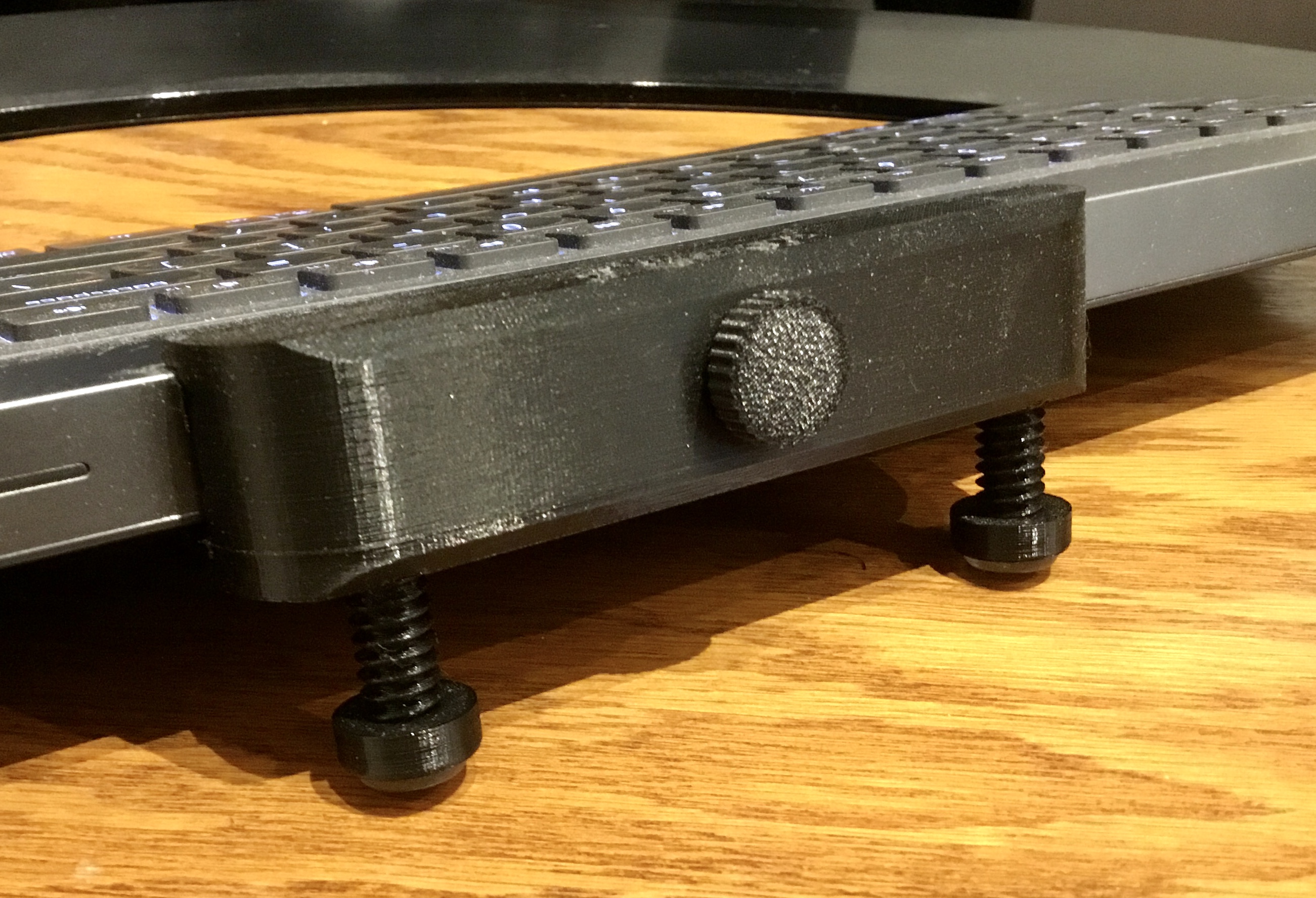 Logi Craft Keyboard Adjuster by NarlyB | Download free STL model ...