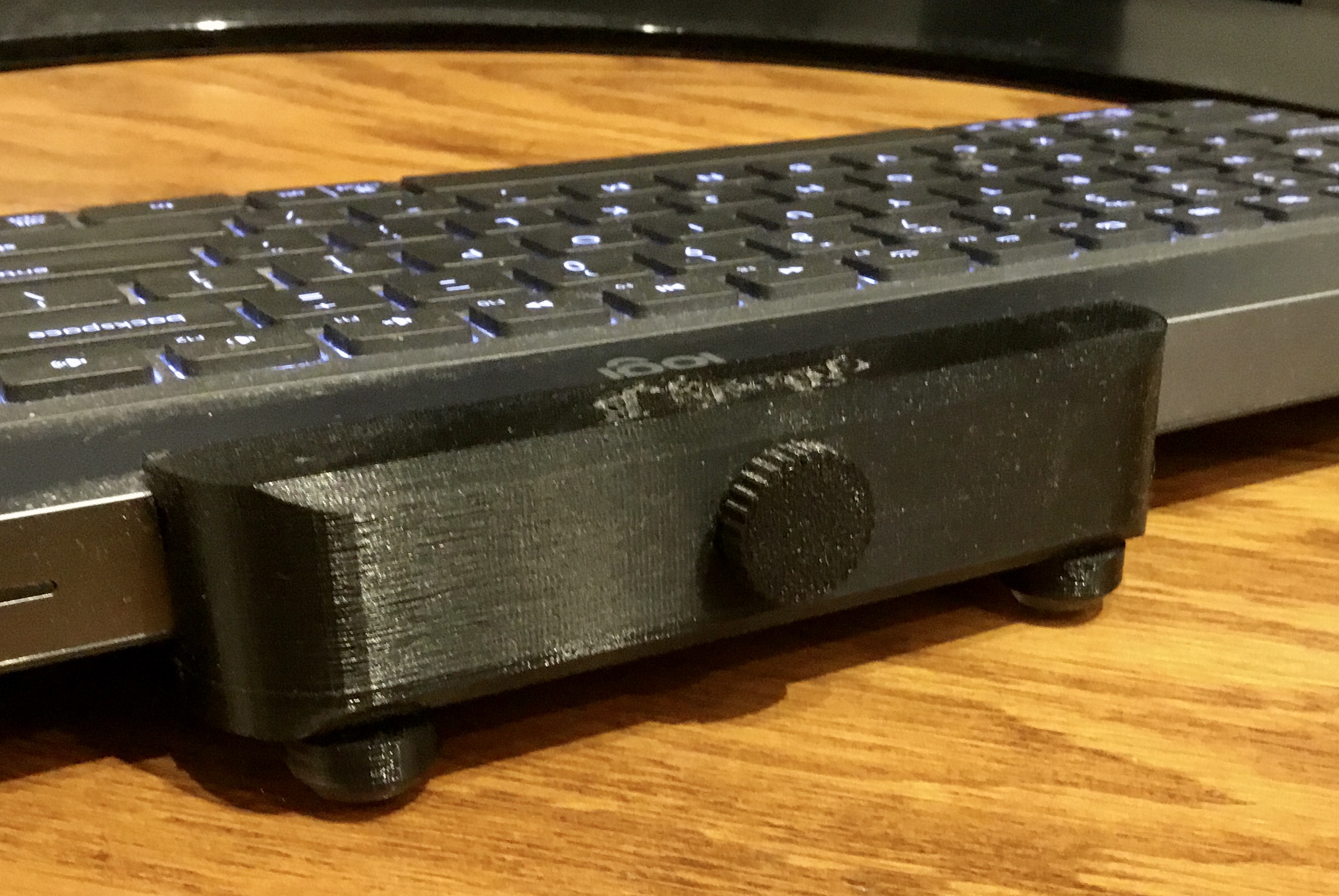 Logi Craft Keyboard Adjuster by NarlyB | Download free STL model ...