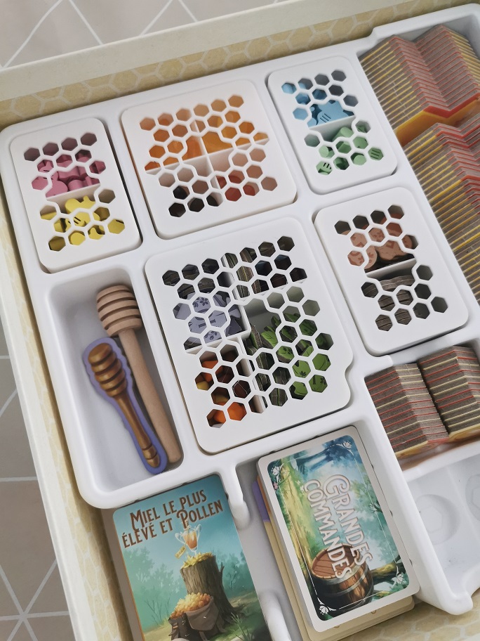 Honey Buzz removable trays by Thairo | Download free STL model ...