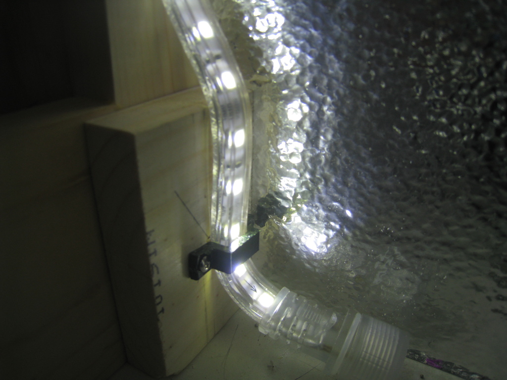 Parametric LED Strip Light Bracket by deadsy | Download free STL model ...
