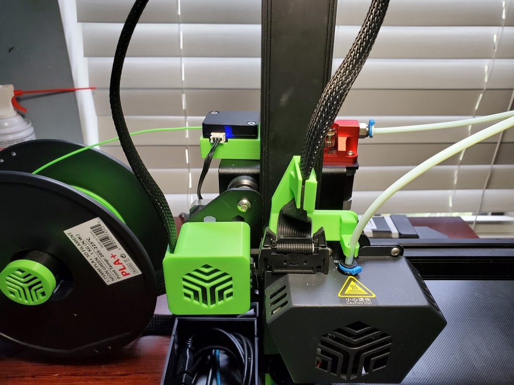 CR-6 SE Hot End Cable & Bowden Tube Support by MaximumDude | Download ...