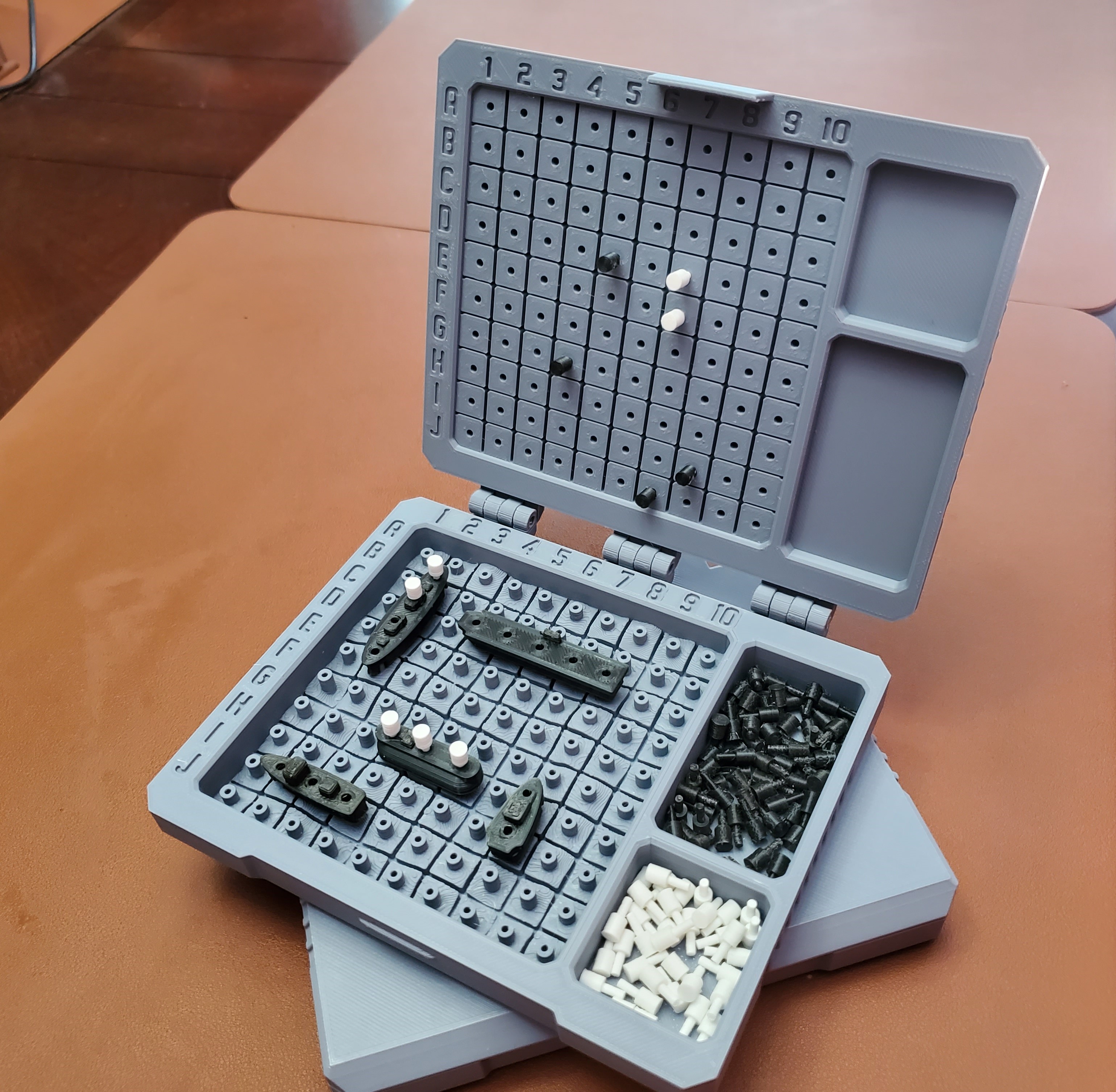 Battleship Game with Storage Case: English & Cyrillic by MaximumDude ...