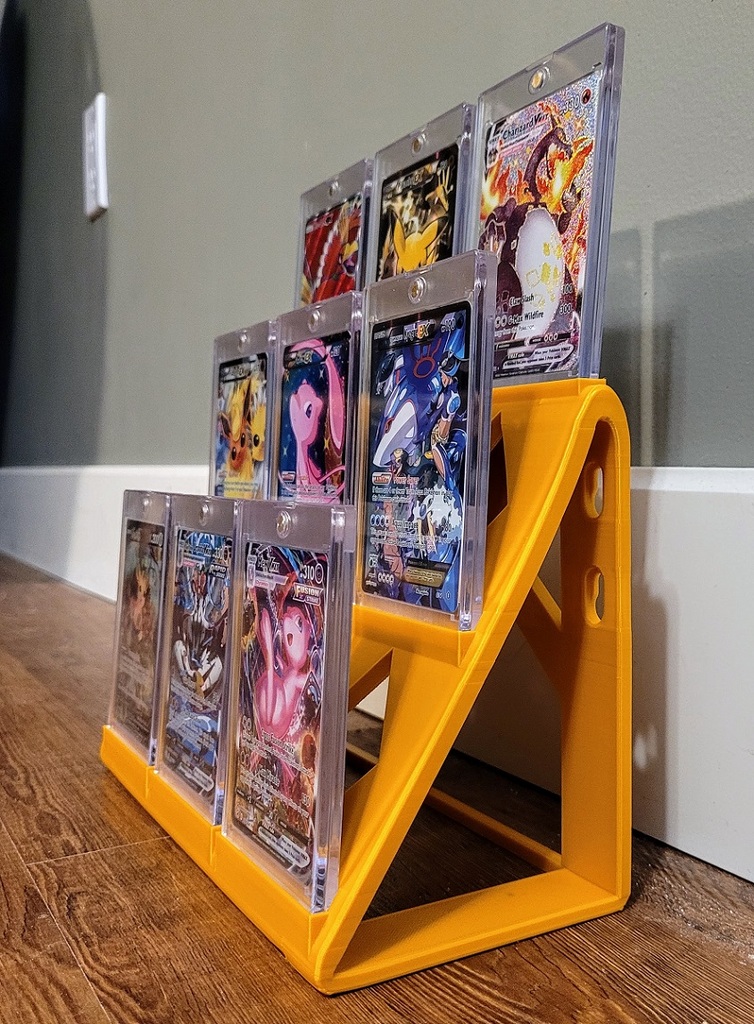 POKEMON TCG ONE TOUCH 3X3 TRIANGULAR DISPLAY STAND od autora ...