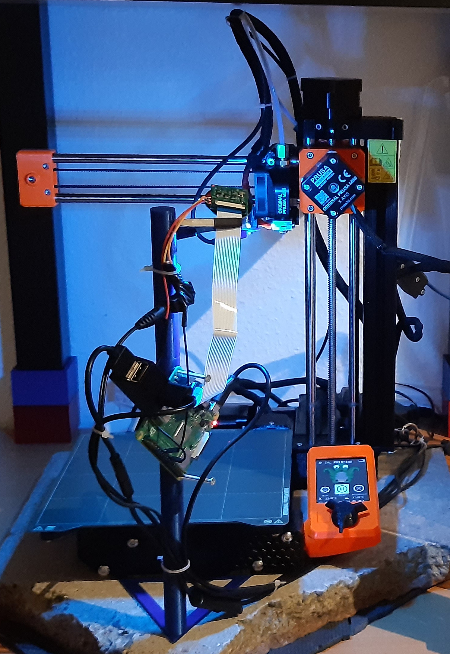 OctoPi and Pi camera holder by HermannSW | Download free STL model ...