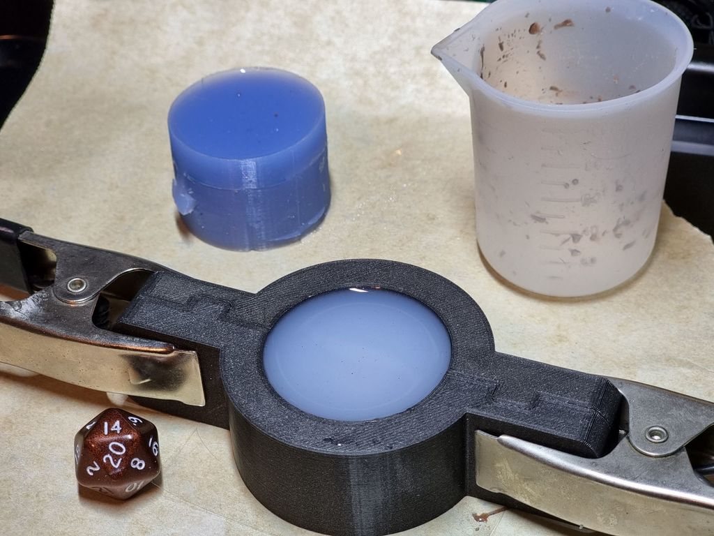 2 Part Moulds (Molds) for Silicone Dicemaking by Xed | Download free ...