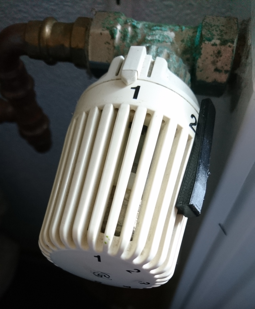 Thermostat restrictor (2 versions) by Antimaterie | Download free STL ...