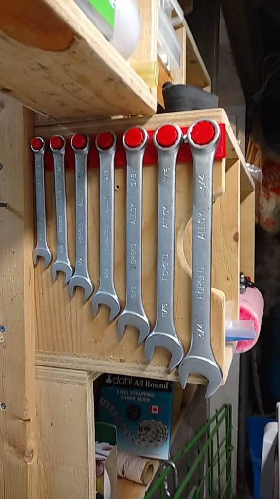 Customizable Wrench Rack v2 by cperiod | Download free STL model ...