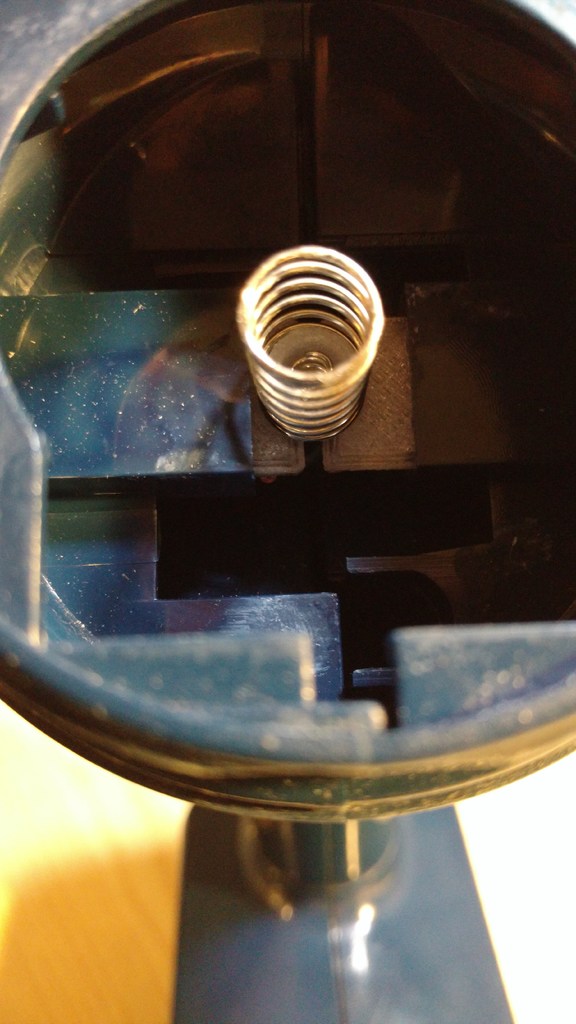 Ryobi P700 bulb holder by cperiod | Download free STL model ...