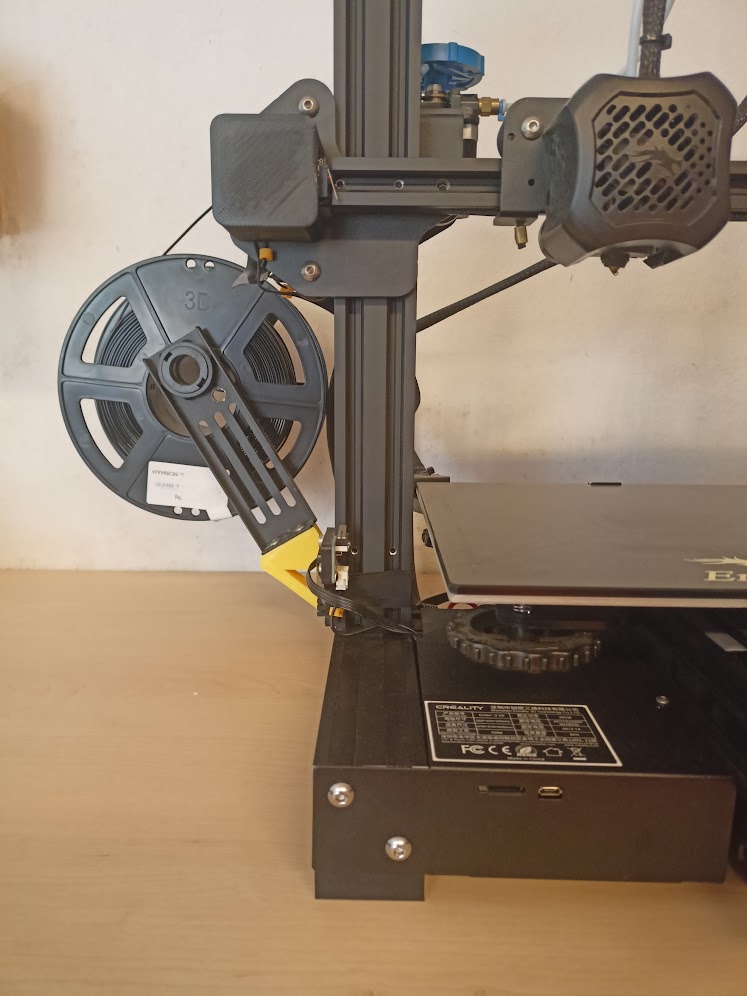 Side spool holder (Ender 3 V2) od autora Vojtěch Kaláb | Stáhněte si ...