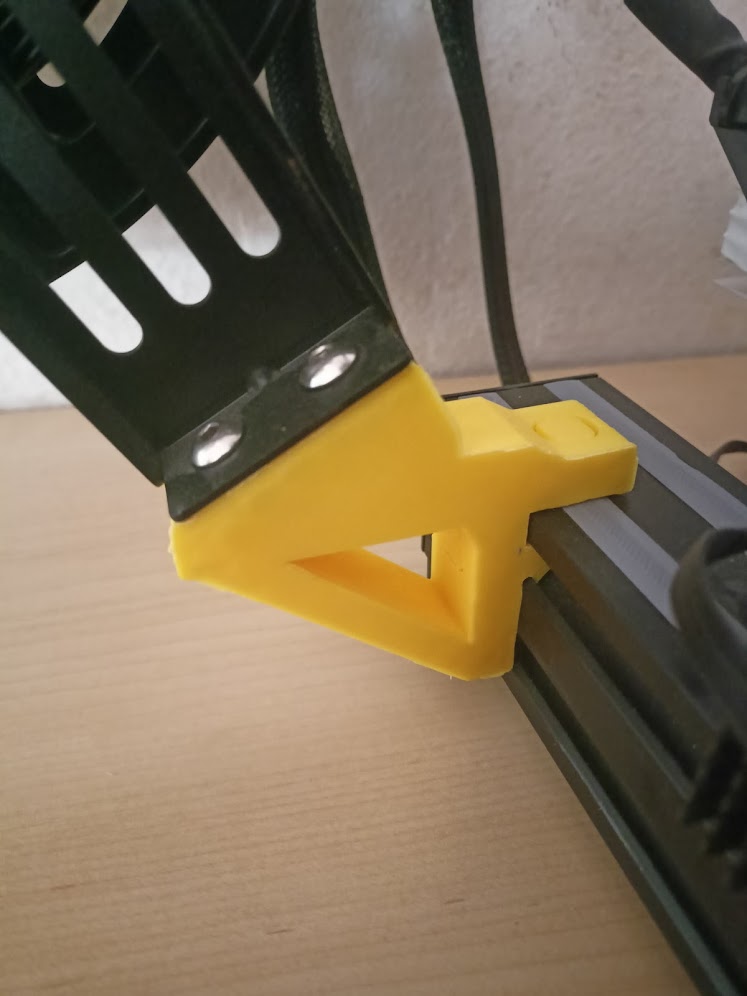 Side spool holder (Ender 3 V2) od autora Vojtěch Kaláb | Stáhněte si ...