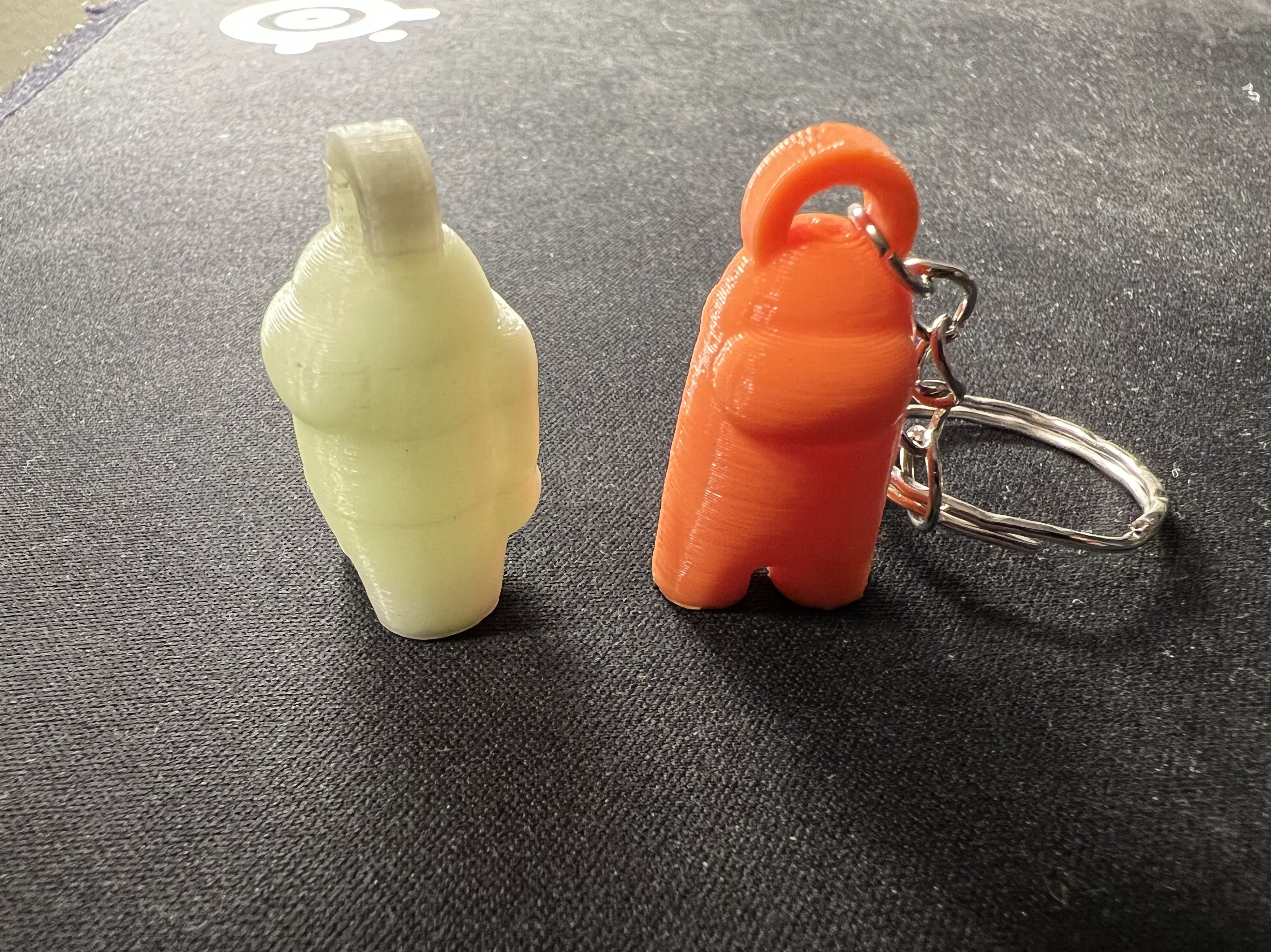 Among Us Crewmate Keychain (Cheeked Up) by GhostF1sh | Download free ...
