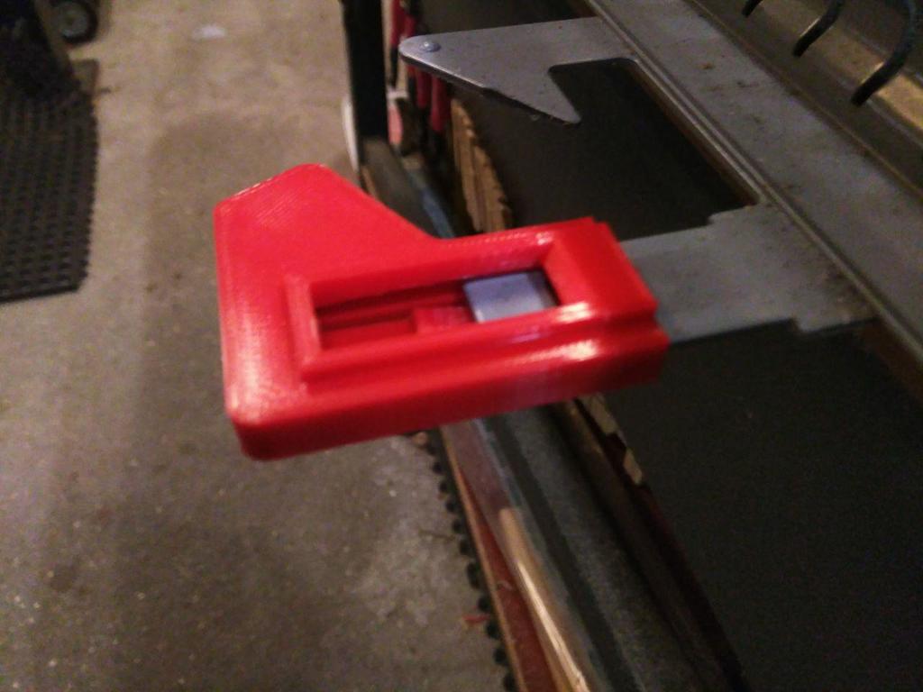 Lista Drawer latch (partno. X2421) by Marcel van der Boom | Download ...