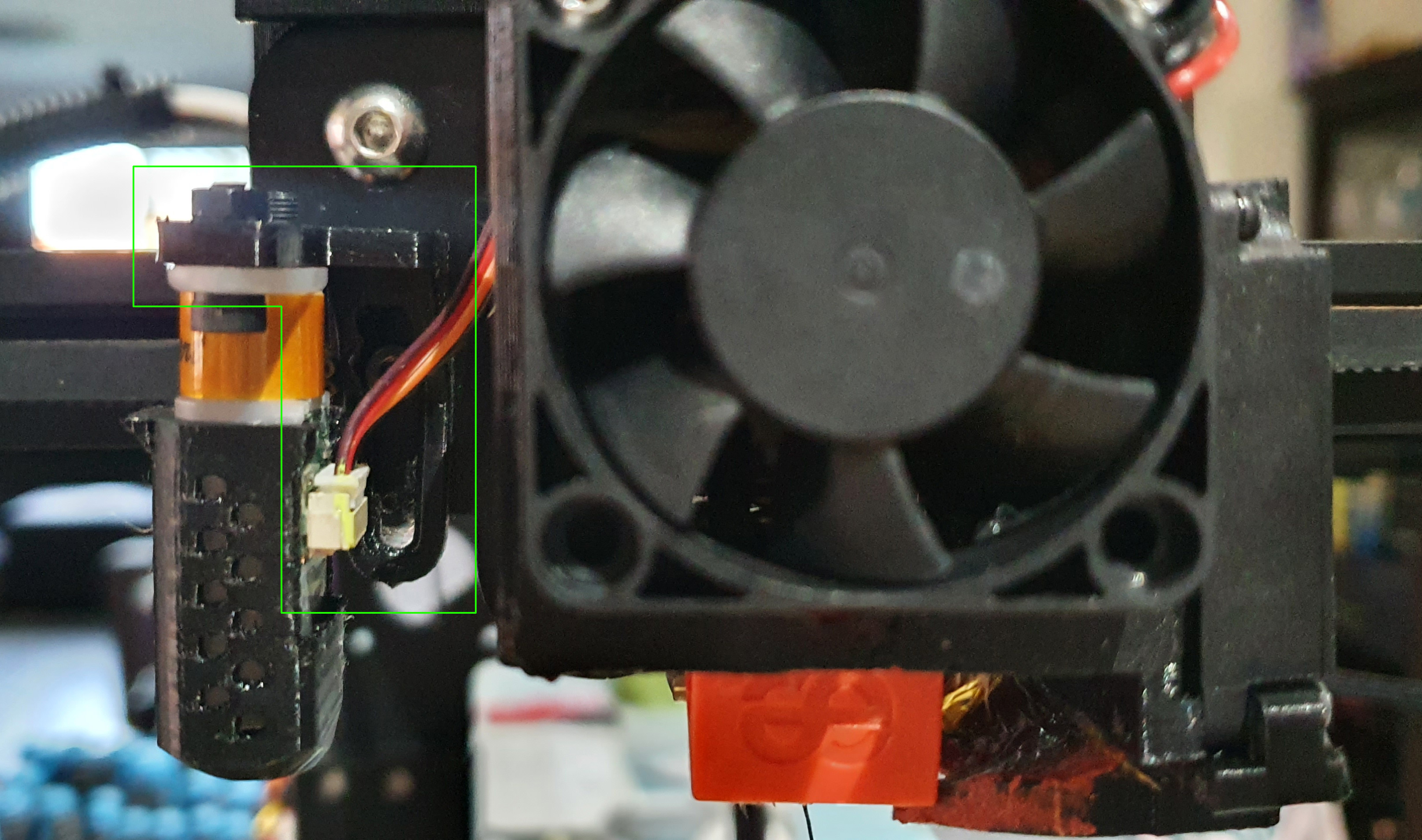 BL Touch - Adjustable Vertical Bracket by Revolvar | Download free STL ...