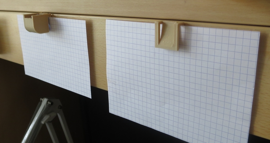 Paper clips on wall by Kuni | Download free STL model | Printables.com