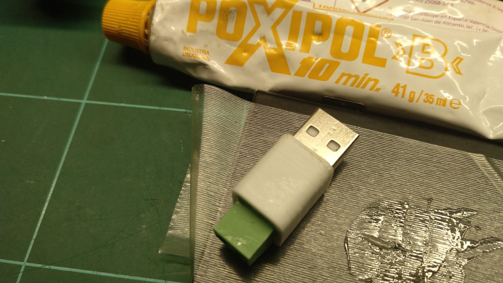 Toma USB con clema by Nandito | Download free STL model | Printables.com