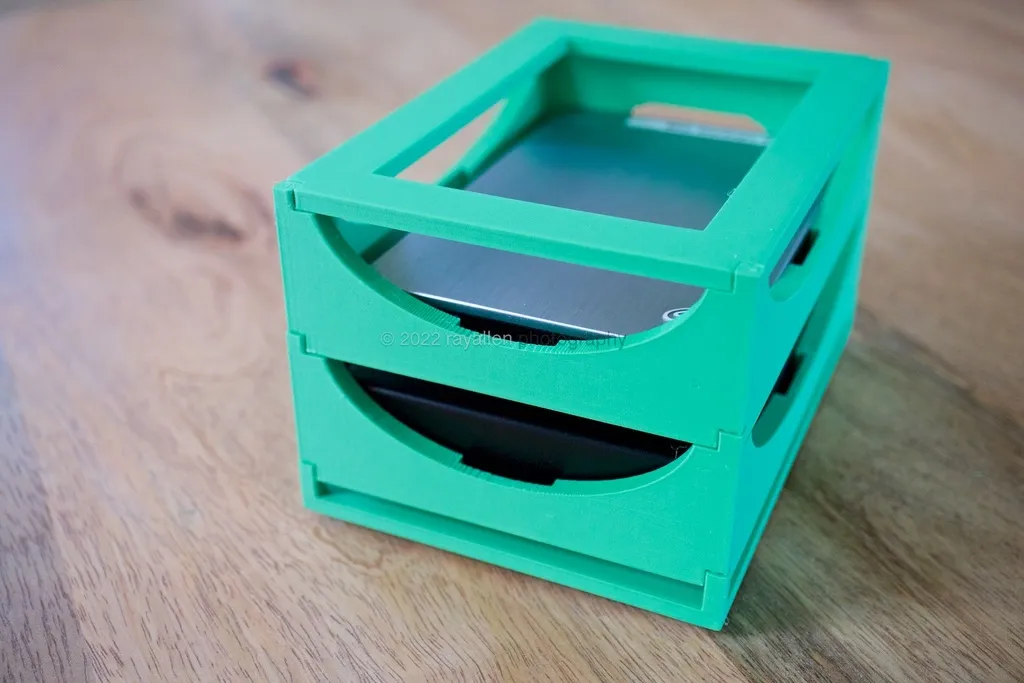 Seagate Portable Drive (HDD) Rack/Stand by raymate | Download free STL ...