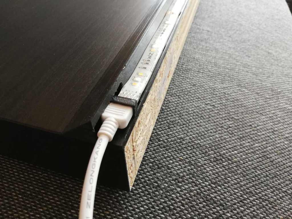 Ledstrip mounting rail by Rvadrichem | Download free STL model ...