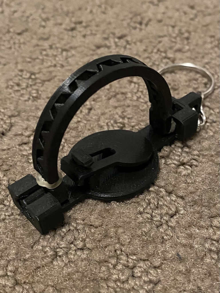 Mini bear trap keychain remix by Wheelbarrow_of_Melons | Download free ...