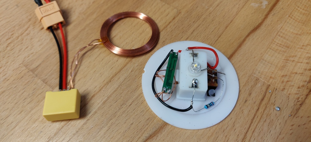 Wireless Power Hub by Snille | Download free STL model | Printables.com