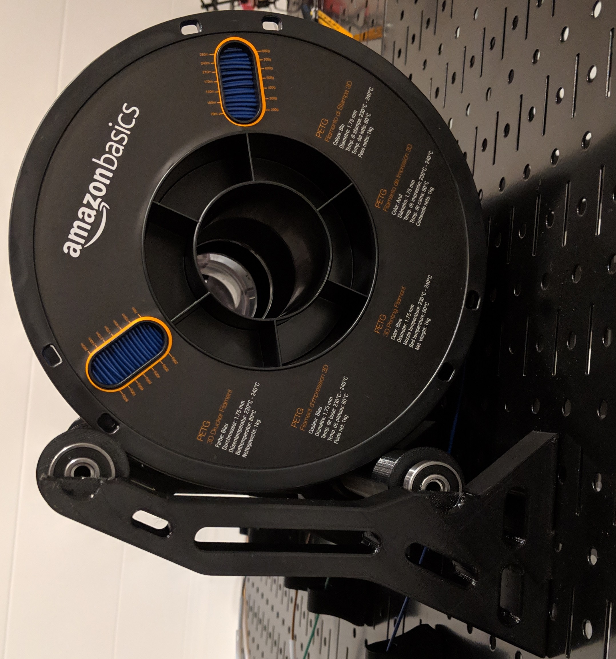 Multi-spool holder for Wall Control Peg board and Prusa MMU2s by CYNNIX ...