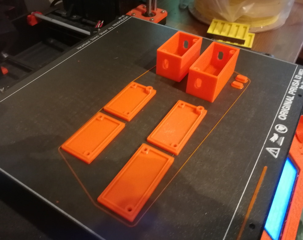 rc reciever box von ludodg | Kostenloses STL-Modell herunterladen ...