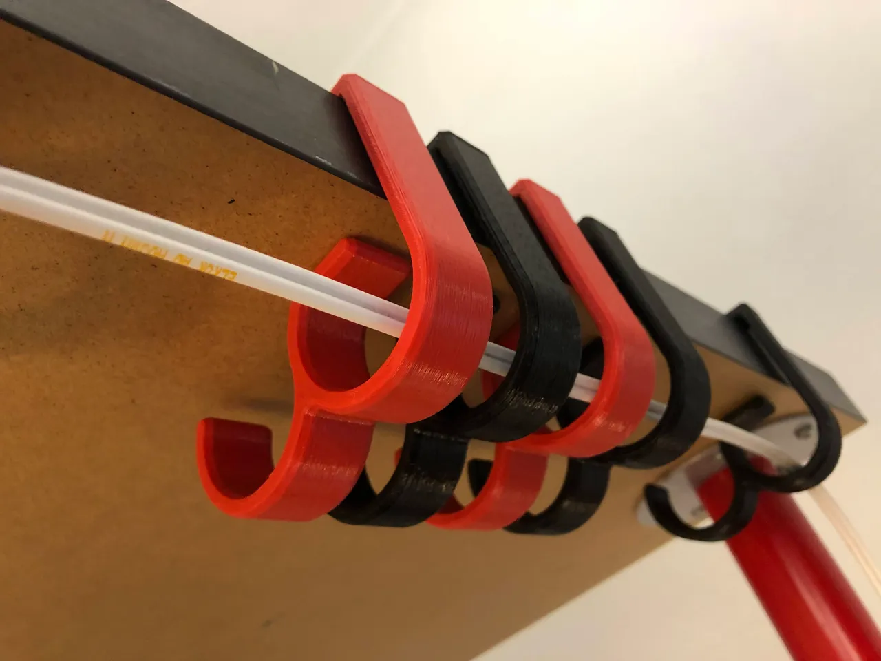 Desk Cable Management Hugger Clip - Ikea Compatible - 50mm by viktori ...