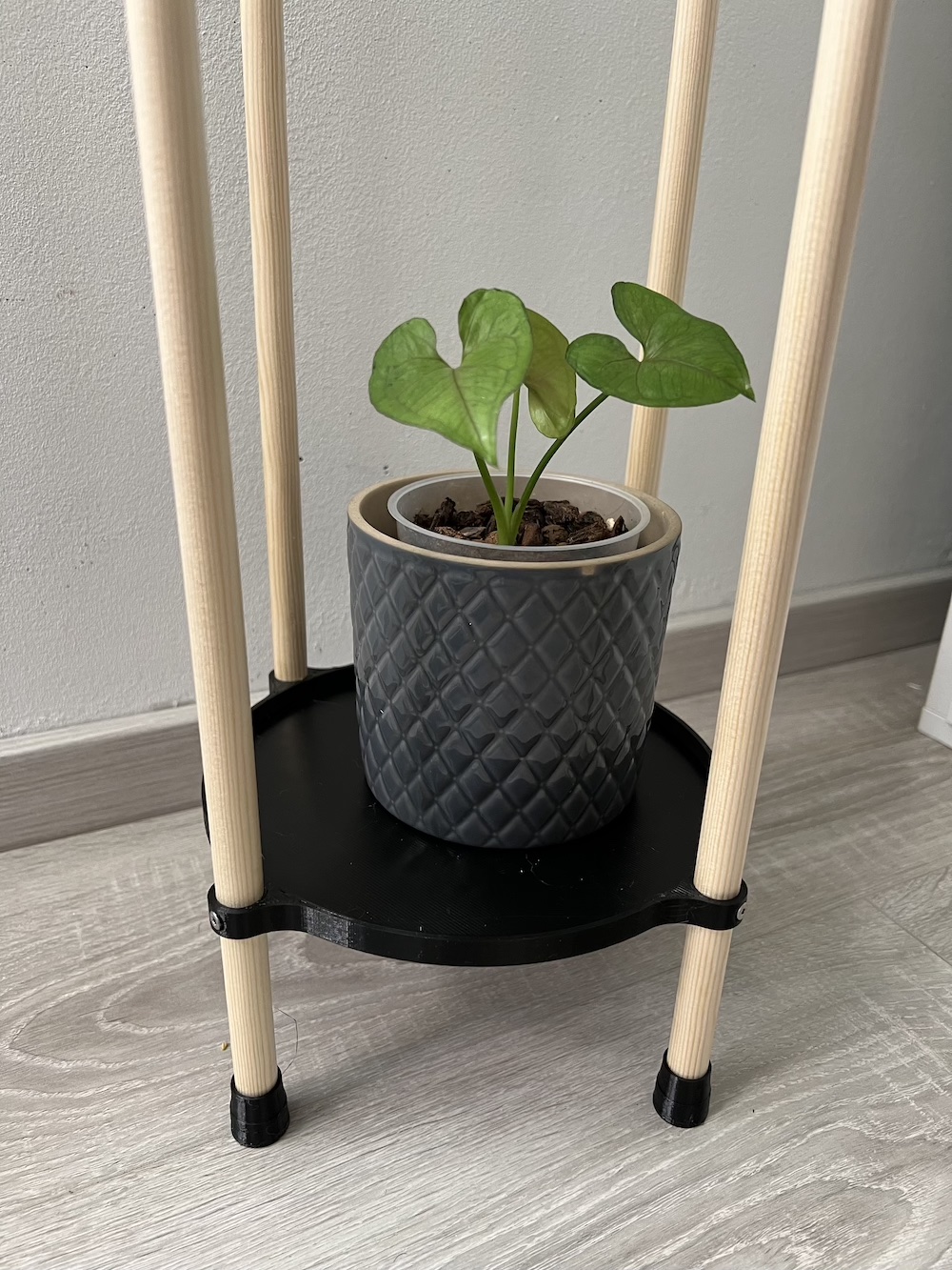 Plant shelf by Tim | Download free STL model | Printables.com