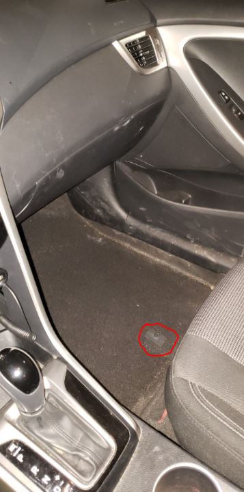 Car carpet clip ( Hyundai Elantra ) by Rafitoress | Download free STL ...