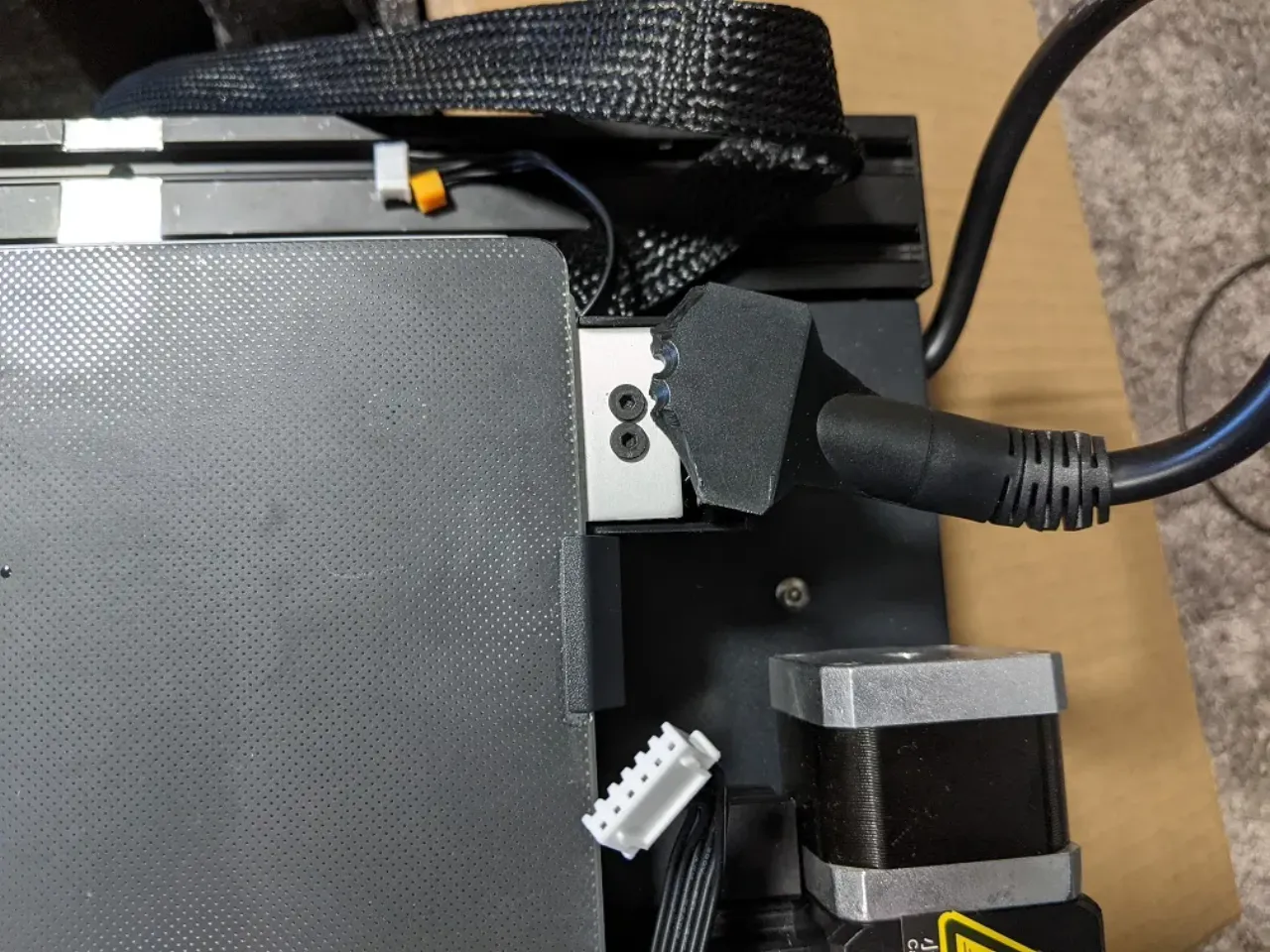 Creality CR-6 SE Hot Bed Cable Brace / Repair by pcwzrd13 | Download ...