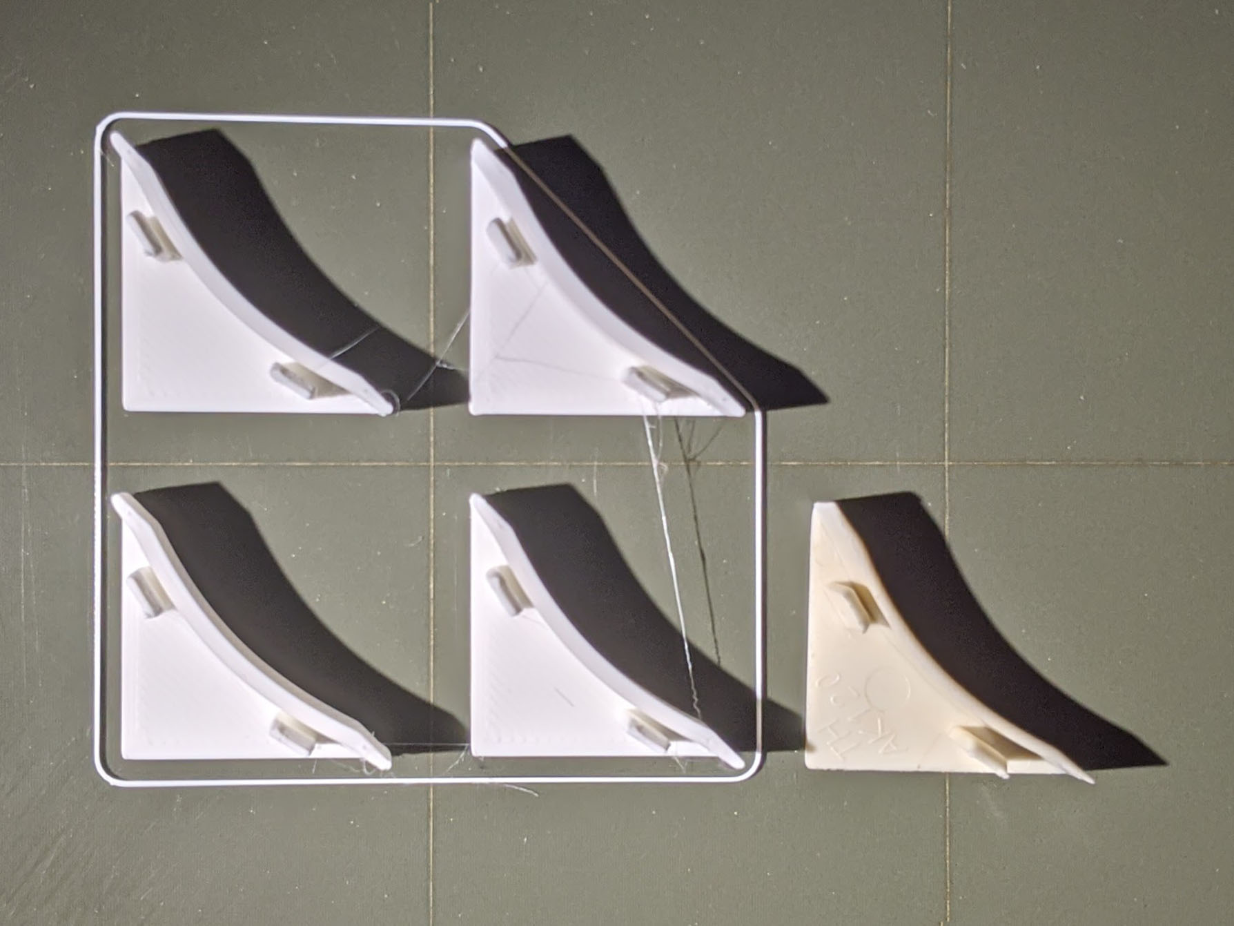 Countertop trim (LB23) endcap / Zakończenie do listwy przyblatowej ...