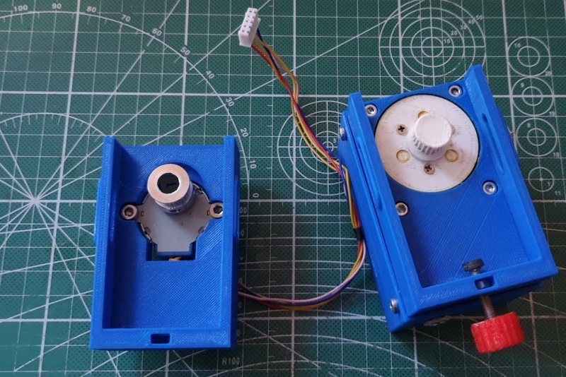 Astro focuser (compatible with myFocuser Pro2 DIY) by Roman Hujer ...