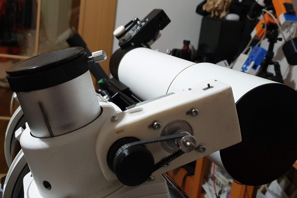 Elektronic focuser for Newton or Refractor with 2" dual speed Crayford ...