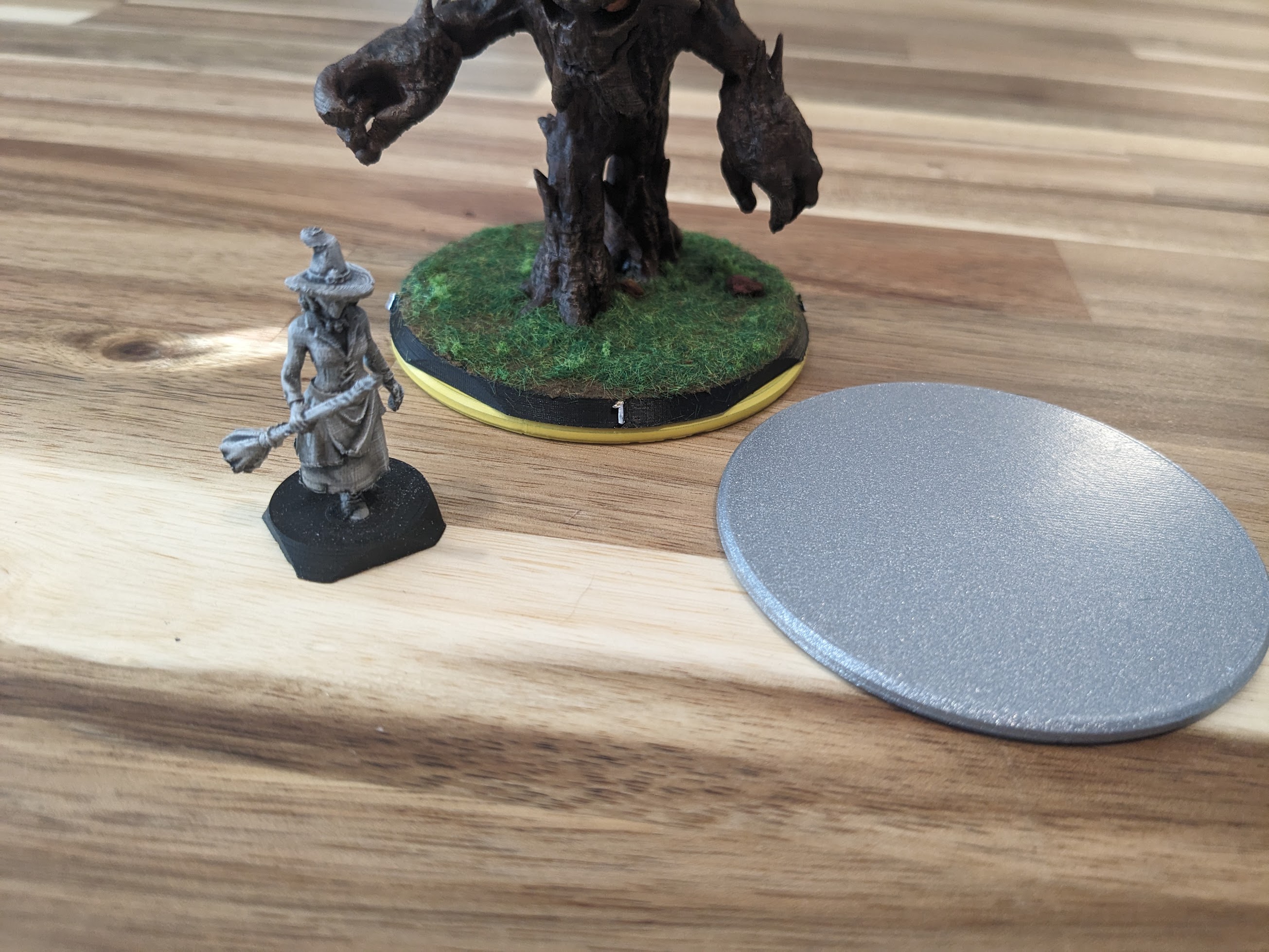 Magnetic 25mm RPG Miniature Base by VirtuallyJason | Download free STL ...