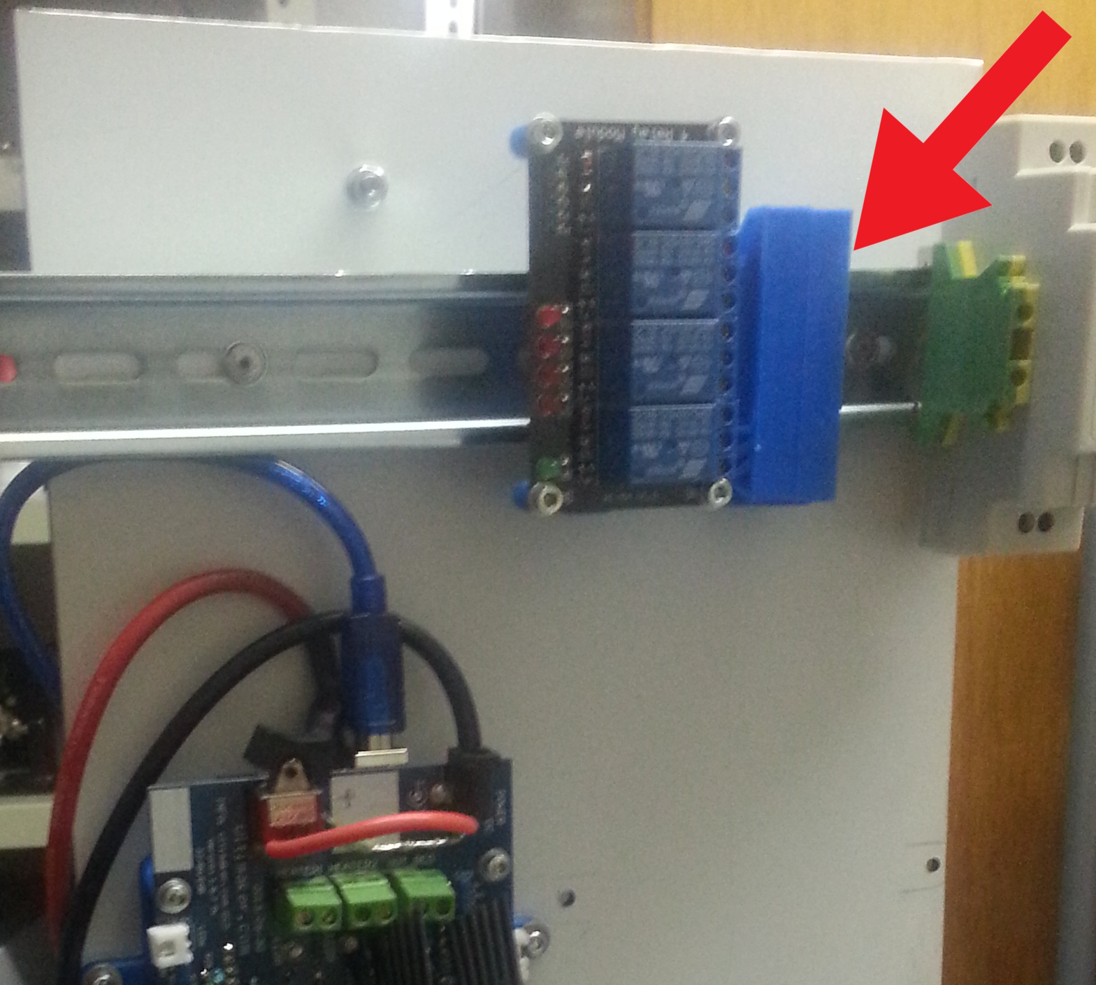 Top Hat DIN Rail / Cap Rail mount base plate / Basisplatte f ...