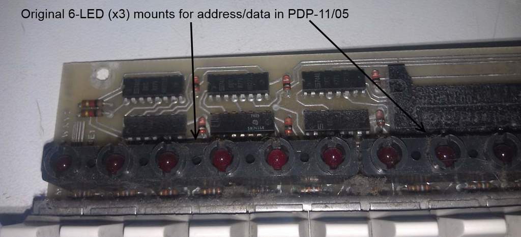 DEC PDP-11 Unibus and Qbus LED mounting receptacles par 1944GPW ...