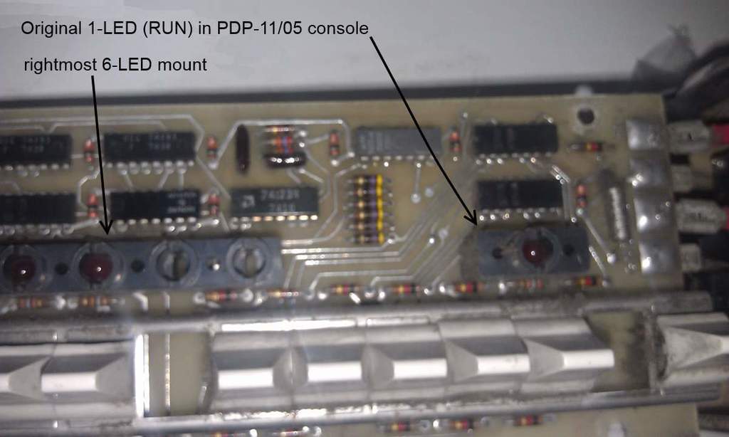 DEC PDP-11 Unibus and Qbus LED mounting receptacles par 1944GPW ...