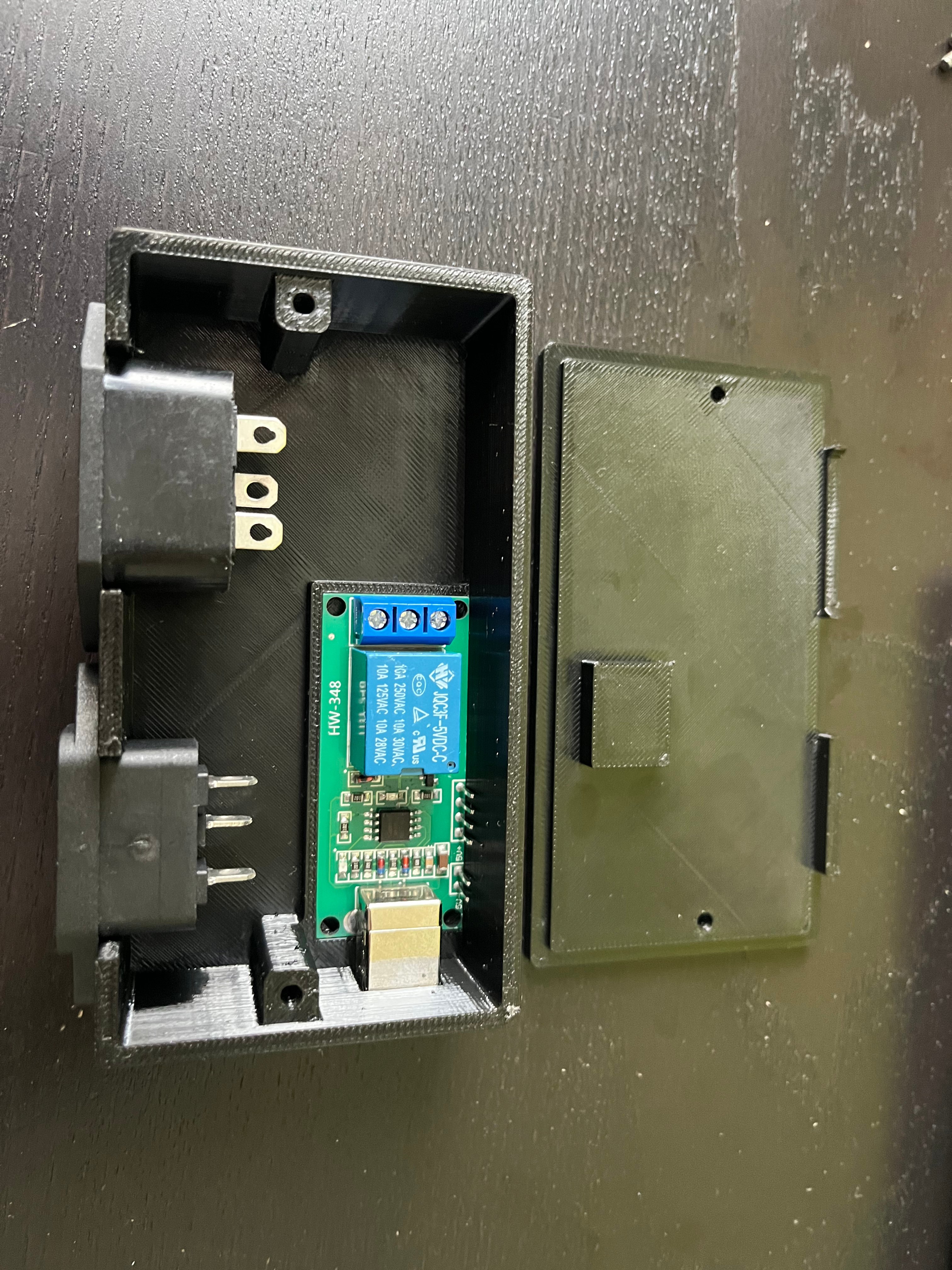 USB Relay Box by QuickLazyOrange | Download free STL model | Printables.com