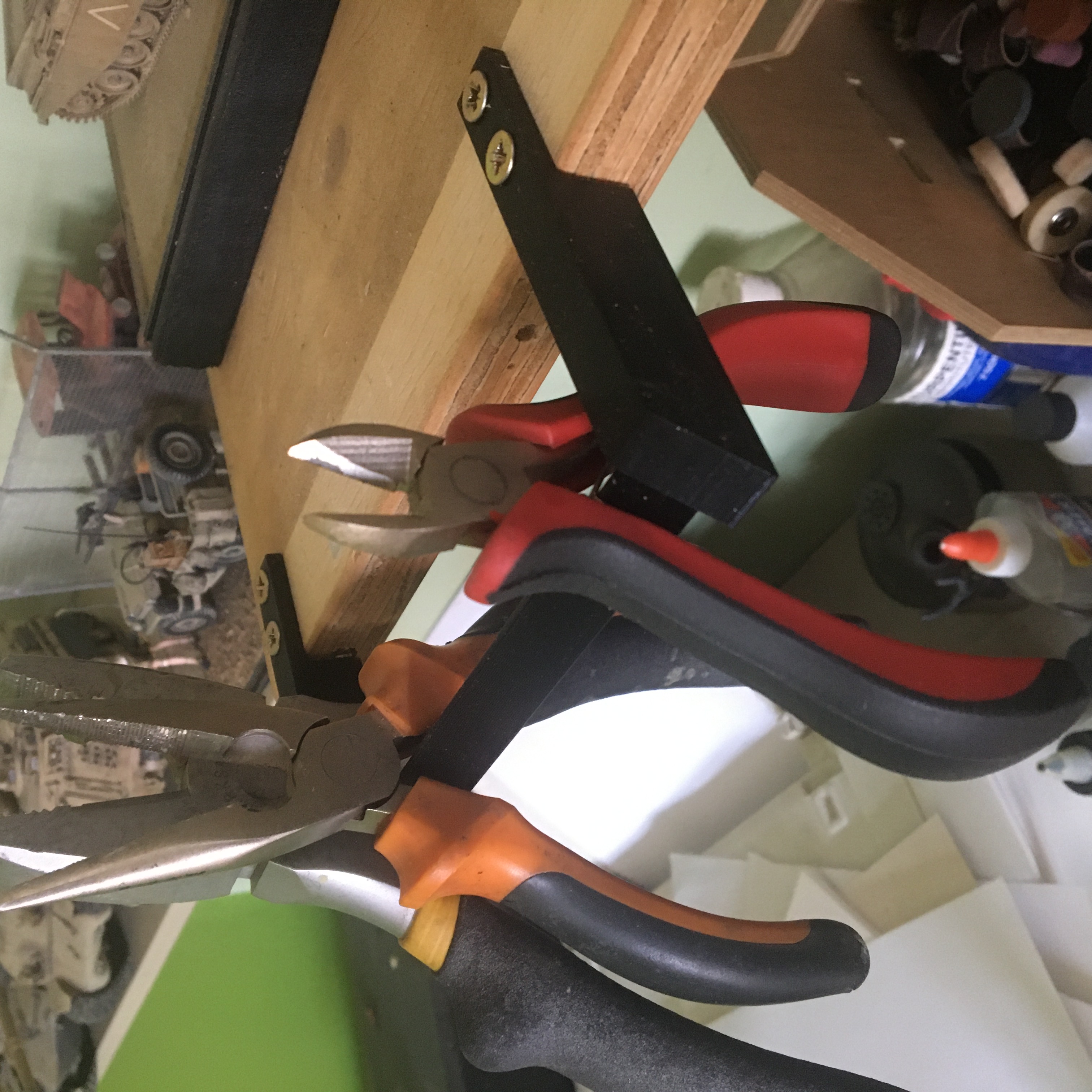 Plier Holder by paul020559 | Download free STL model | Printables.com