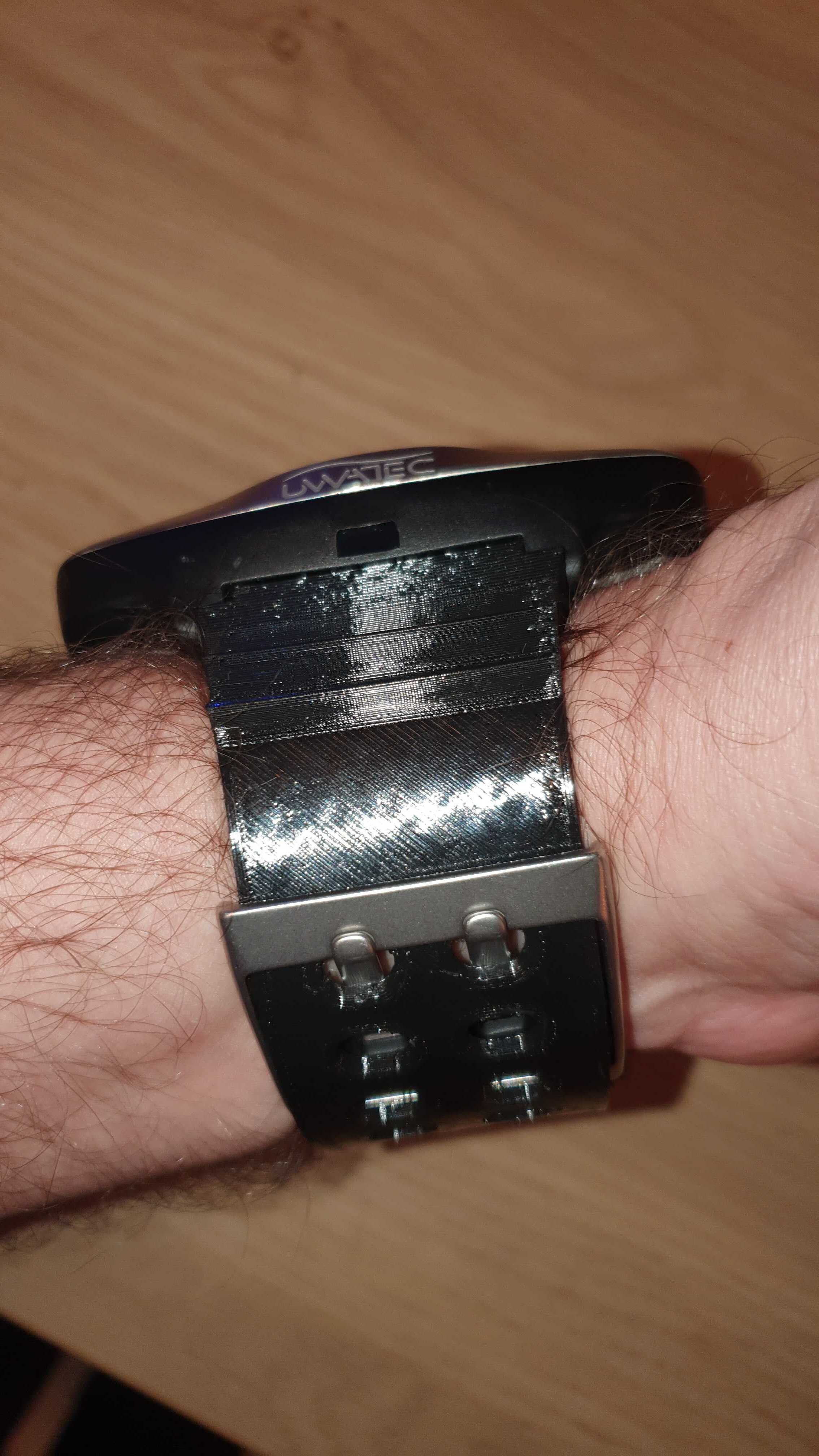 Dive Computer wrist band by reivax | Download free STL model ...