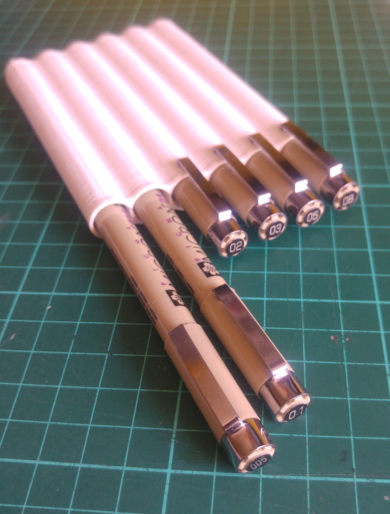 Sakura Pigma Micron Pen Holder by Hazel | Download free STL model ...