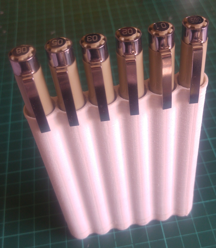 Sakura Pigma Micron Pen Holder by Hazel | Download free STL model ...