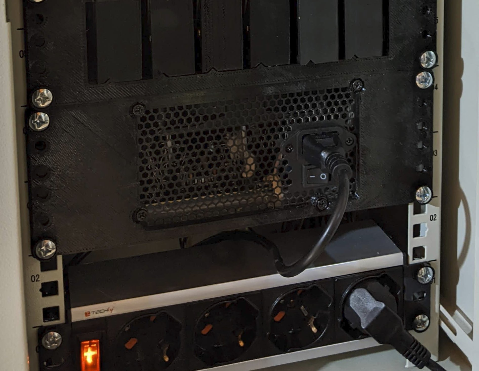 ATX PSU bracket for 10 inch rack by heron | Download free STL model ...