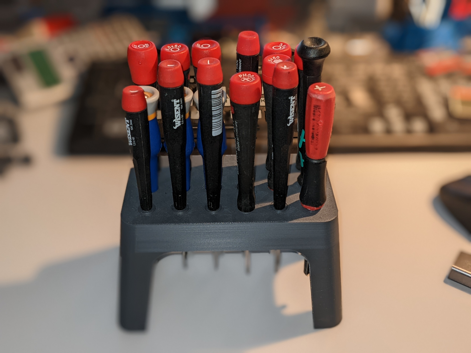 Wiha screwdriver rack by mtoussaint | Download free STL model ...