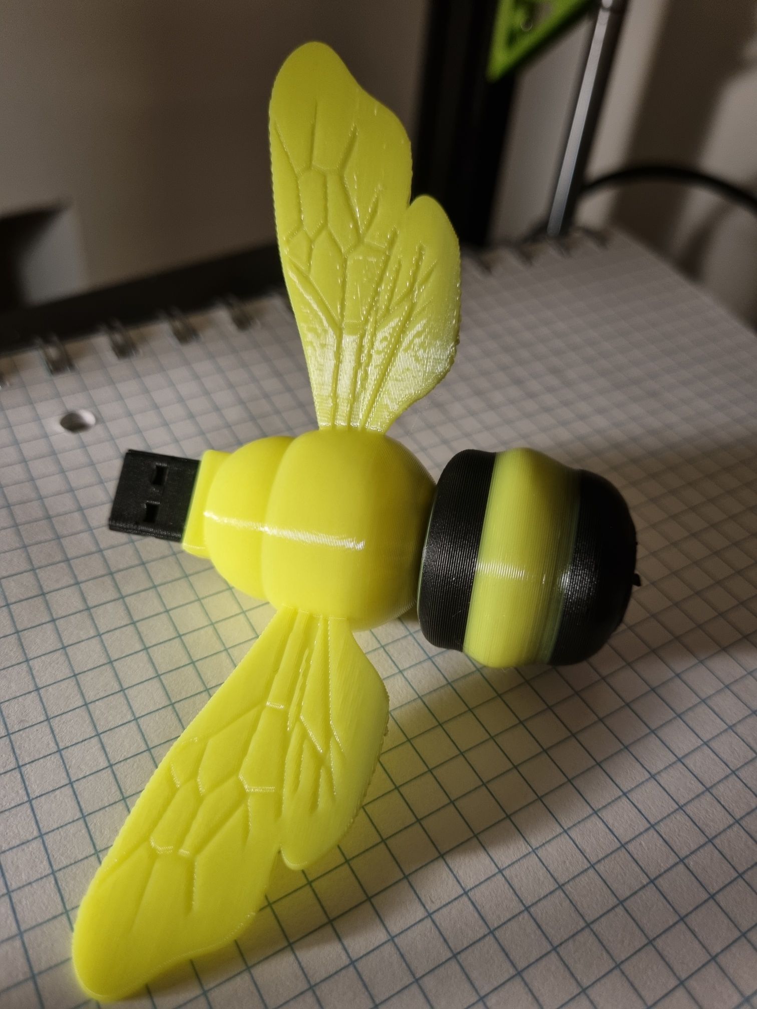 USBee by karosass1 | Download free STL model | Printables.com