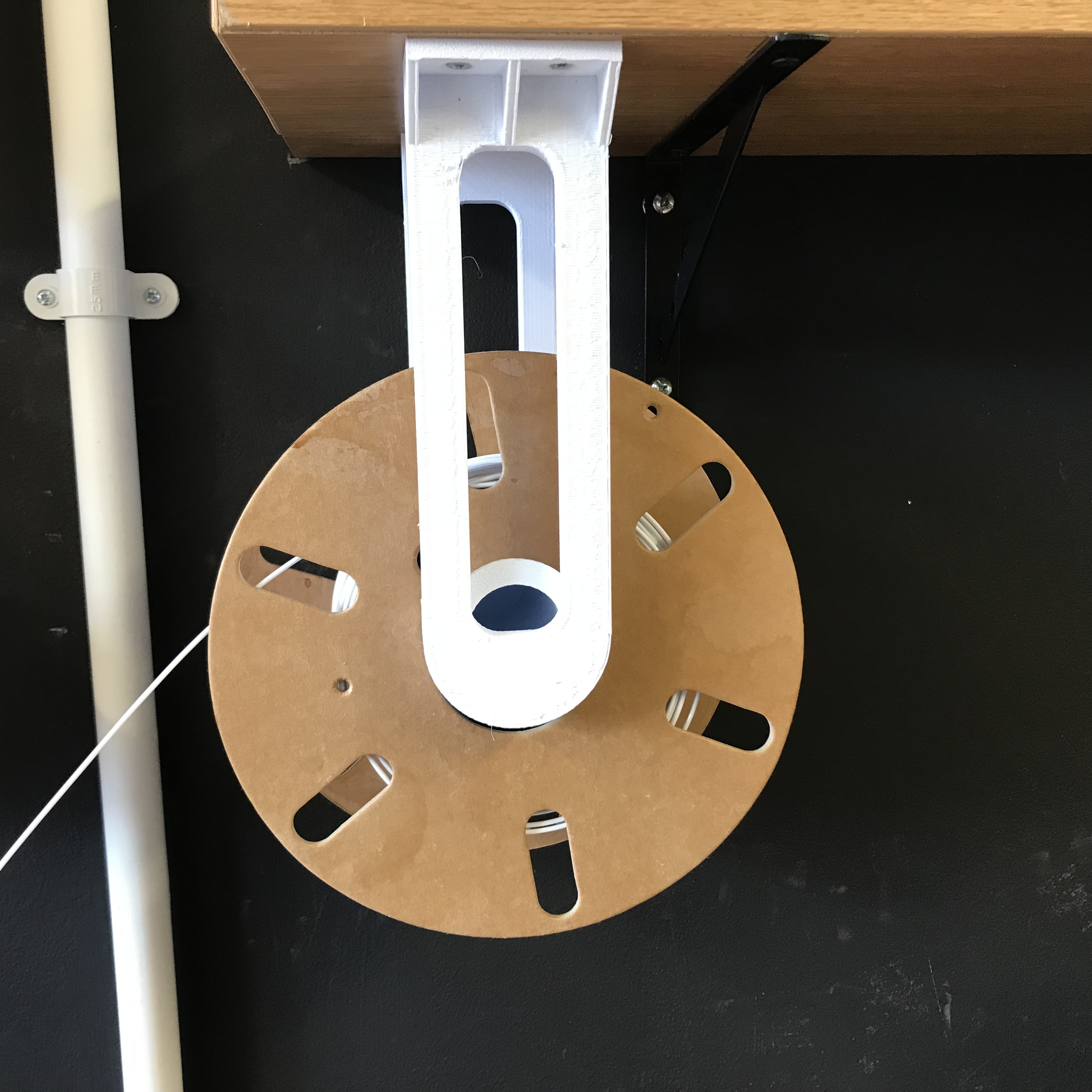 Filament Hanging Spool Holder by Phoenix Consultants | Download free ...