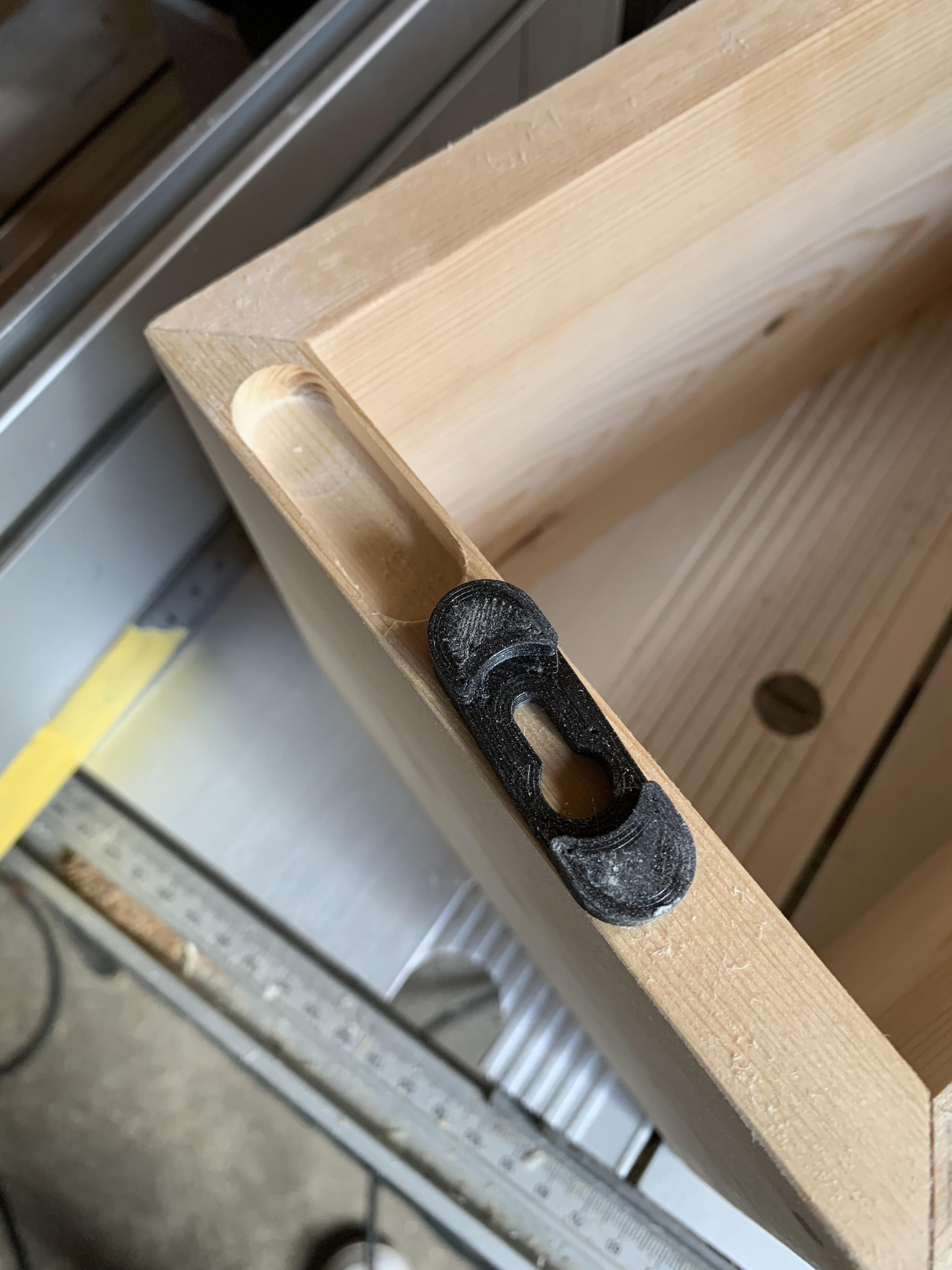 Invisible Wall Mounting Insert by Gijs | Download free STL model ...